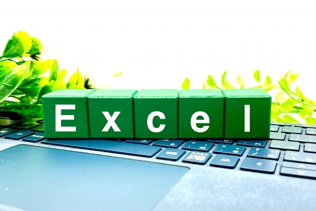 【2026年最新】無料シフト表テンプレート（Excel/自動計算付）作り方とアプリも紹介｜勤務シフト作成・シフト管理「お助けマン」のコラム